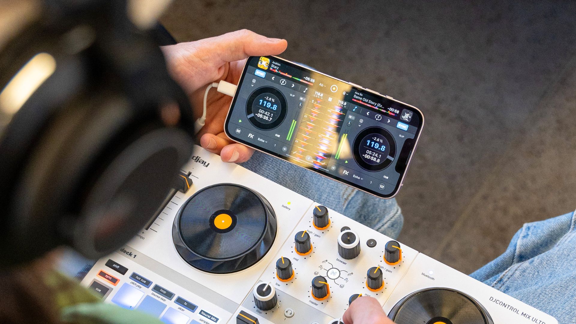 Bluetooth audio latency, and why it matters for DJs - Hercules